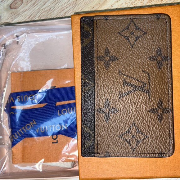 Louis Vuitton | Bags | Louis Vuitton Card Holder Reverse Monogram ...